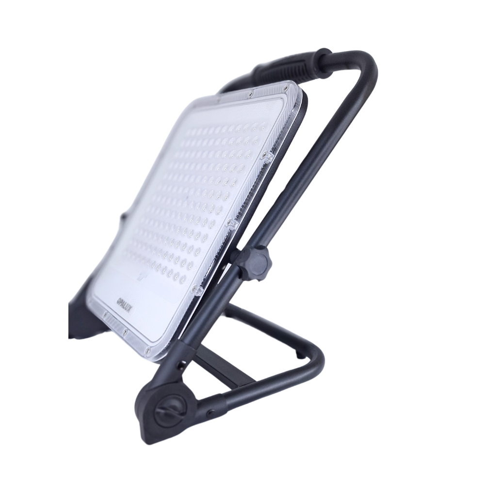 REFLECTOR LED PORTATIL RECARGABLE 50W OPALUX